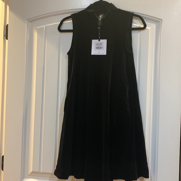 Agnes & Dora | Dresses | Mock Neck Swing | Poshmark